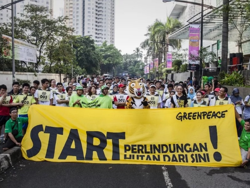 Keberadaan Greenpeace di Indonesia, Menghambat Kemajuan Negara! - Kabarbaru.co